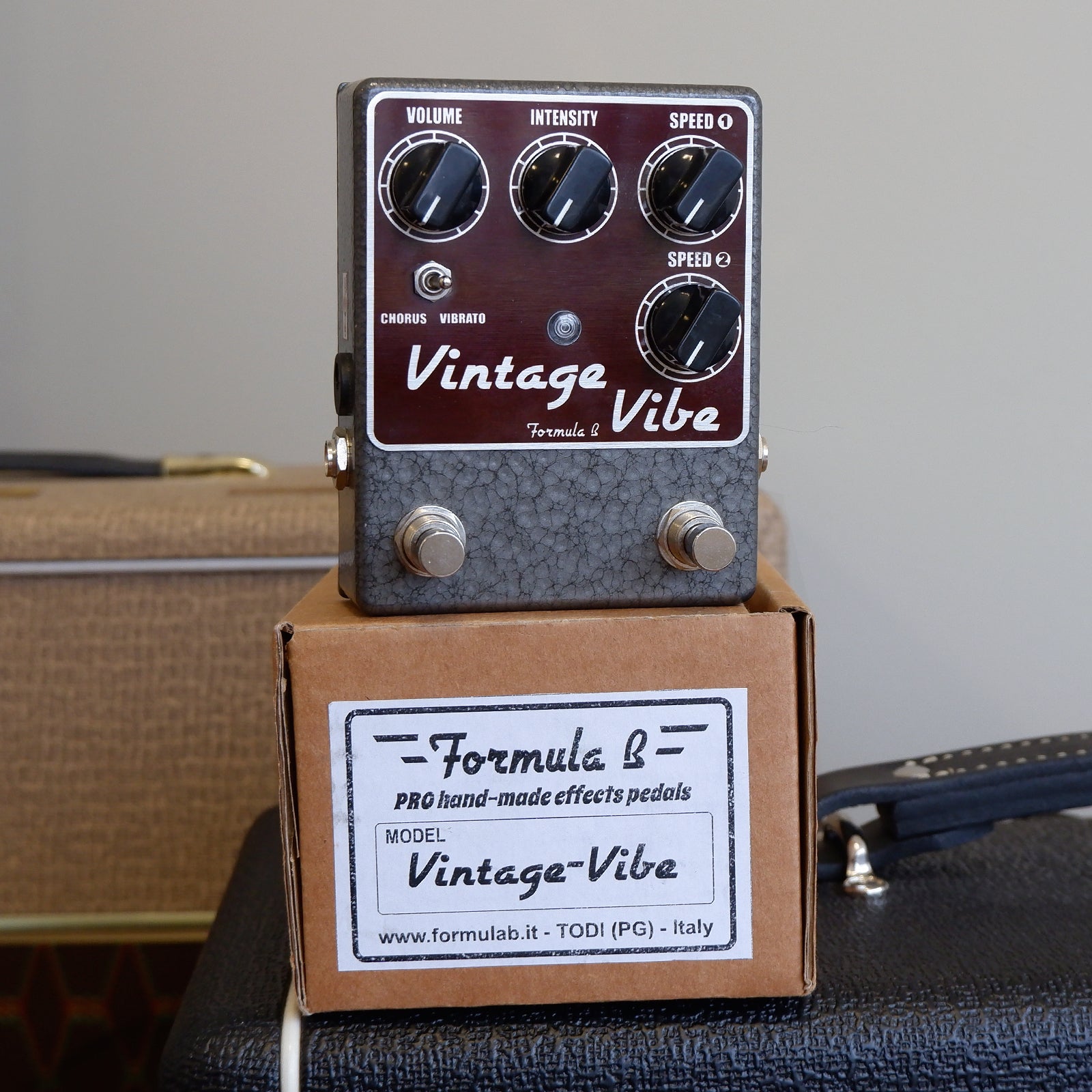 Formula B Vintage Vibe For Sale in Canada | Free Shipping